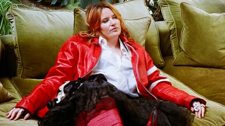 Club — Symbioses: Saoirse, Byron Yeates, Egna & ERNA, Le Technicentre ...